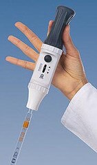 26200 BRAND AUX.MACROPIPETEADO 0.1-100 ML